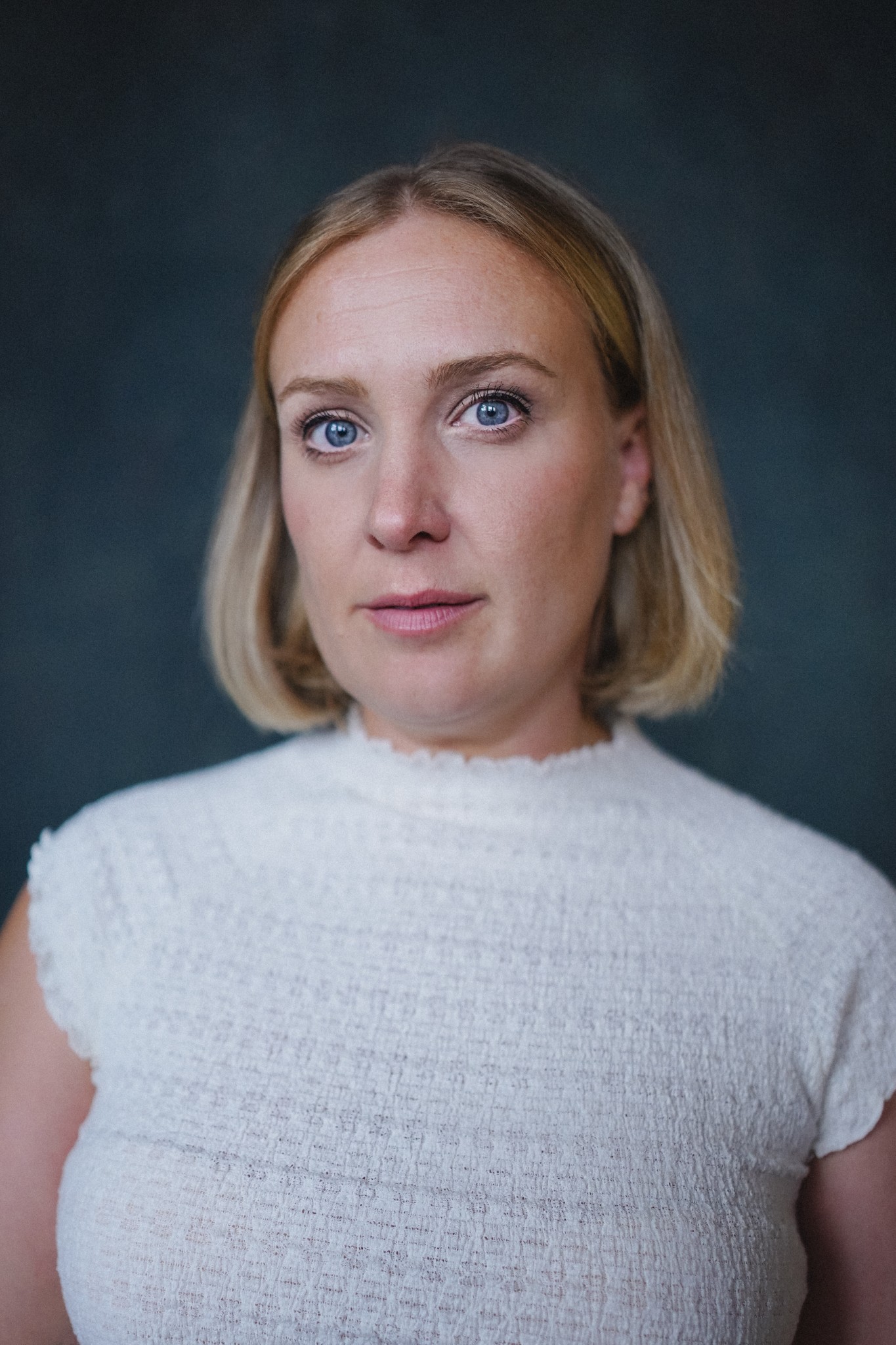 KATE SHENTON – Ana Mills